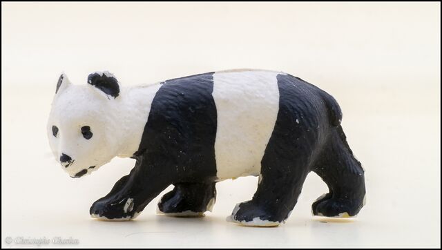 Charbens plastic Giant panda - Toy Animal Wiki