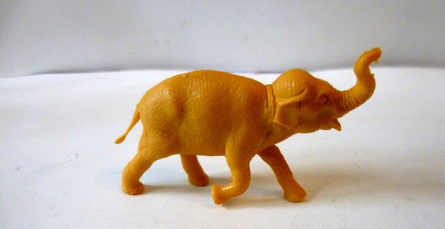 Marx Baby Elephant Running - Toy Animal Wiki